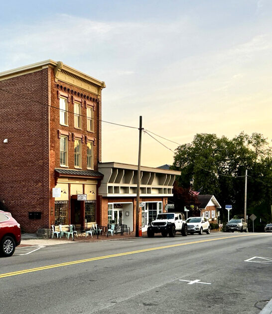 small cinematic town virginia ftr