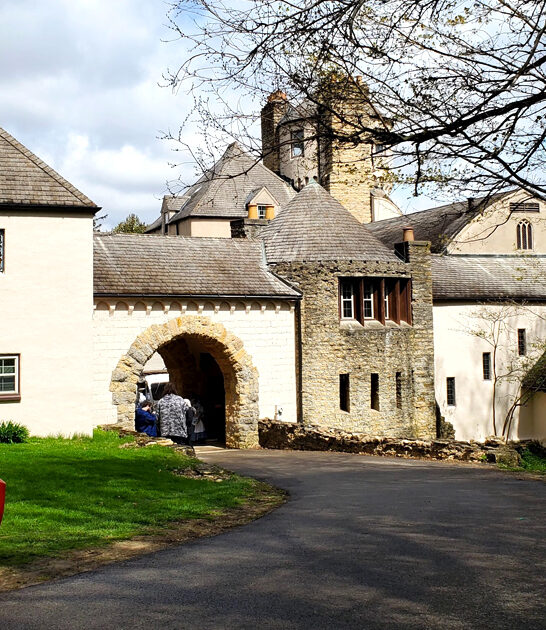 stunning castle illinois secret ftr