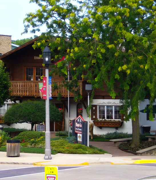 stunning towns wisconsin retirees ftr