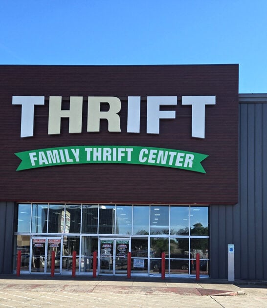 texas thrift store trunk ftr