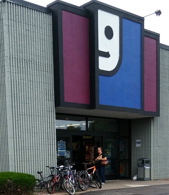 thrift store wisconsin deals ftr
