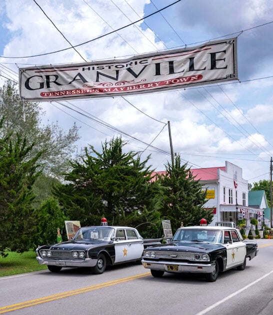 town tennessee dreamy getaway ftr