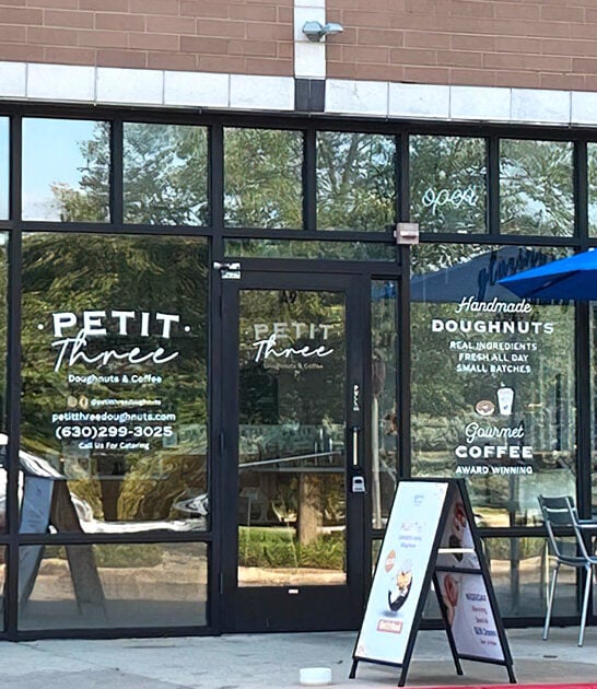 unassuming bakeries illinois donuts ftr