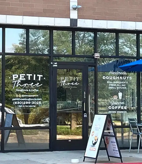 unassuming bakeries illinois donuts ftr