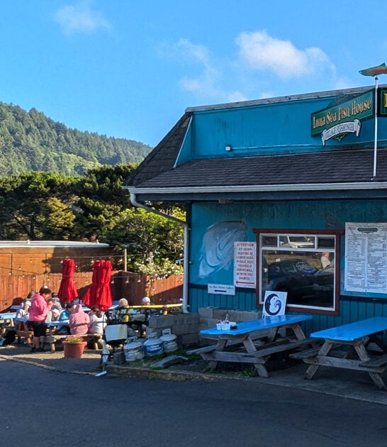 unassuming seafood oregon restaurants ftr