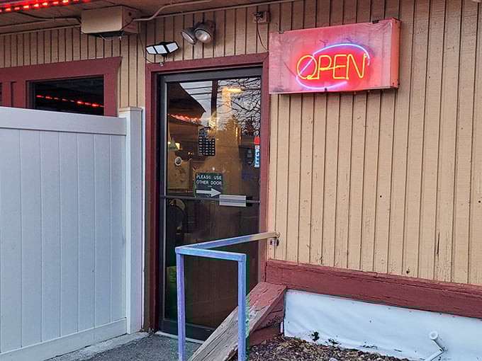 That glowing neon "OPEN" sign might as well say "PARADISE" for hungry Idahoans seeking their Chinese food fix.
