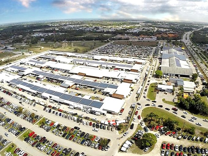 From this aerial view, Fleamasters isn't just big—it's practically its own zip code. Florida's treasure hunters' paradise sprawls across acres of possibility.