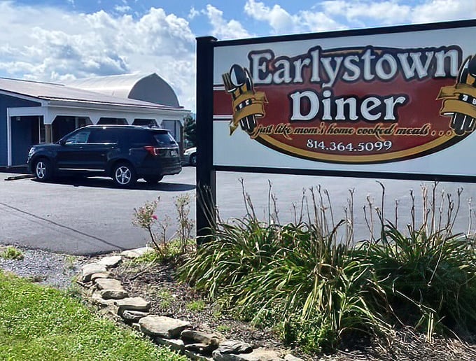 The promise of "just like mom's home cooked meals" isn't just marketing—it's the Earlystown Diner's solemn vow to your stomach.