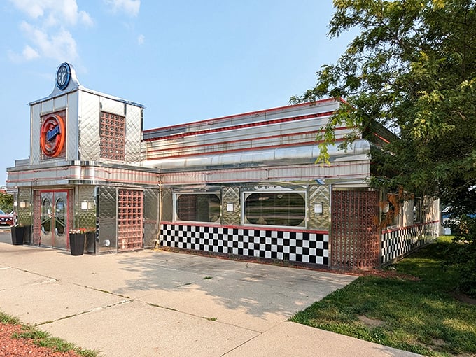 This chrome-adorned beauty could have been a backdrop for "American Graffiti" – classic diner perfection awaits inside.