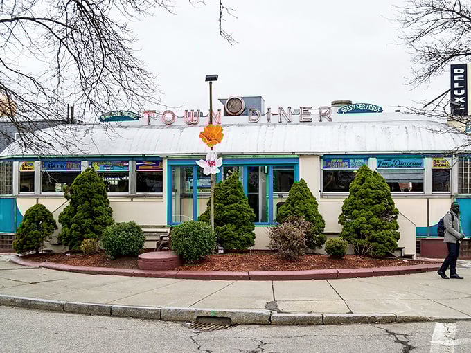 That classic diner glow beckons like a lighthouse for hungry souls seeking breakfast salvation.