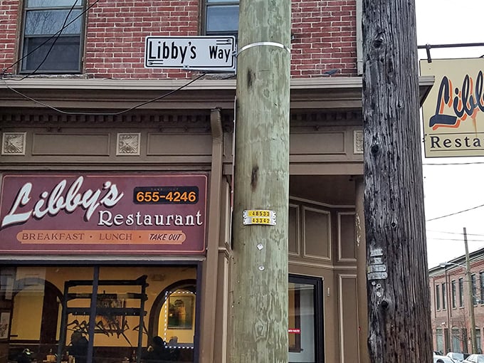 The iconic pink sign beckons hungry Delawareans like a lighthouse for the breakfast-obsessed. Libby's has mastered the art of the first impression.