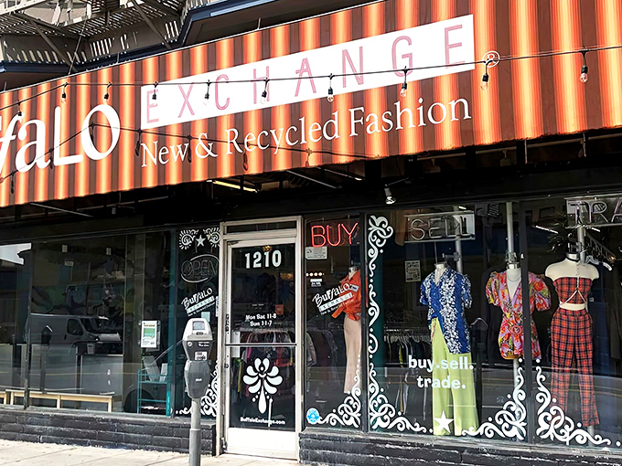 Step inside and the treasure hunt begins! The distinctive "buy, sell, trade" mantra is more than just words—it's a sustainable fashion revolution.