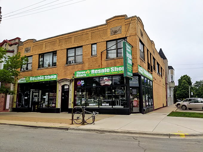 With its bright green façade, Three Stars Vintage stands out on a Chicago corner, inviting you to dive into a mid-century treasure hunt.