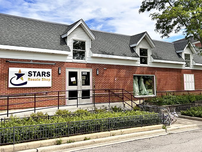 The unassuming brick exterior of STARS Resale Shop—where treasures hide behind modest walls like the world's most rewarding game of hide-and-seek.