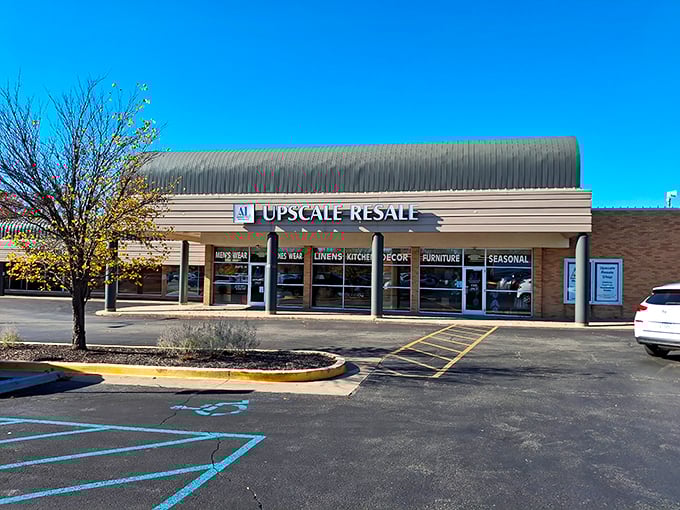 The distinctive curved roof of Upscale Resale stands out like a treasure chest waiting to be opened. Bargain hunters, your mothership has landed in Columbia!