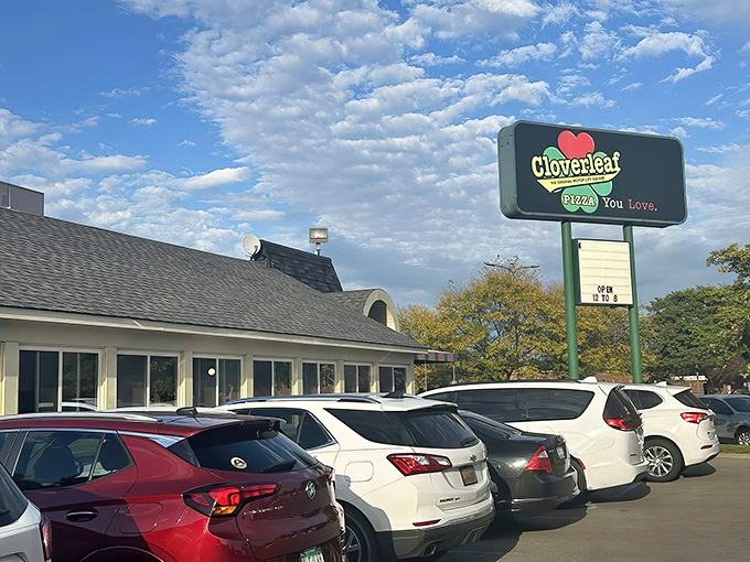 The unassuming exterior of Cloverleaf hides pizza greatness within, like finding a Picasso at a garage sale.