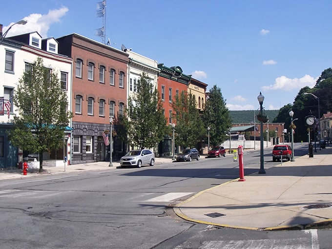 Downtown Pottsville greets you with classic brick facades and tree-lined streets, like a Norman Rockwell painting where your retirement dollars actually stretch.