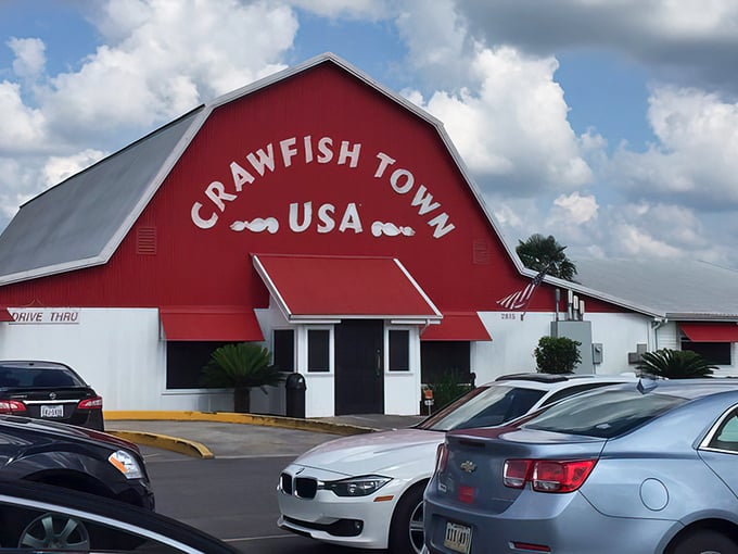 That bright red exterior isn't false advertising—it's a promise of the bold flavors waiting inside this Henderson landmark.