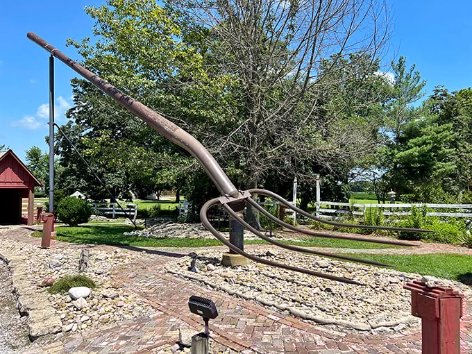 Standing tall against the Illinois sky, this 60-foot agricultural giant makes you feel like you've stumbled into a farmer's version of "Honey, I Shrunk the Kids."