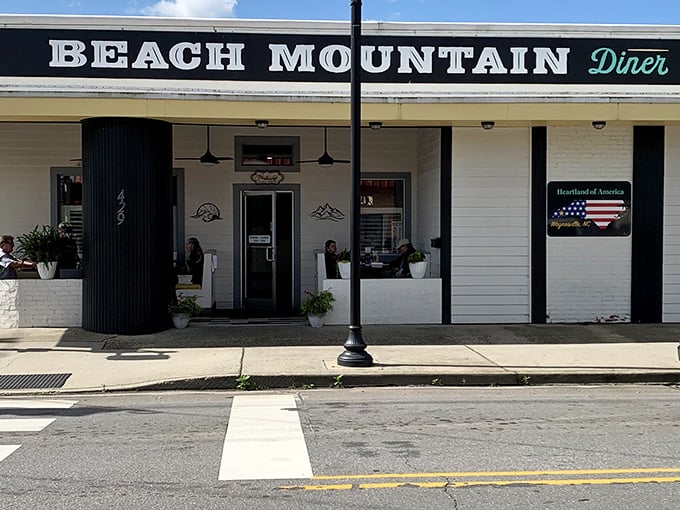 The unassuming exterior of Beach Mountain Diner hides culinary treasures within. Like finding Shakespeare performing at your local library—unexpected brilliance awaits.