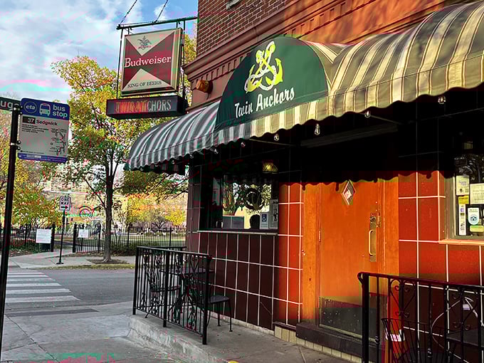 The unassuming exterior of Twin Anchors hides a culinary treasure trove – like finding out your mild-mannered neighbor is secretly a superhero of comfort food.