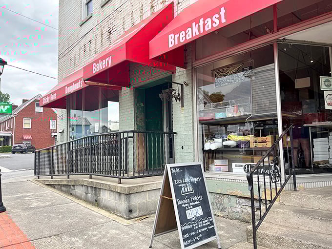 The bright red awnings of Mamie's Café & Bakery beckon like a lighthouse for hungry travelers. This unassuming storefront in Martinsburg hides culinary treasures that locals have cherished for years.