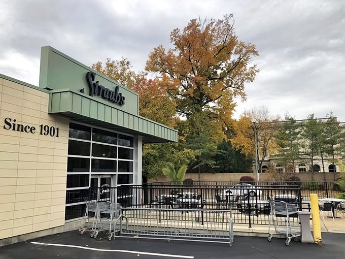 Sometimes the best treasures hide behind the most unassuming facades – Straub's proves this theory deliciously correct.