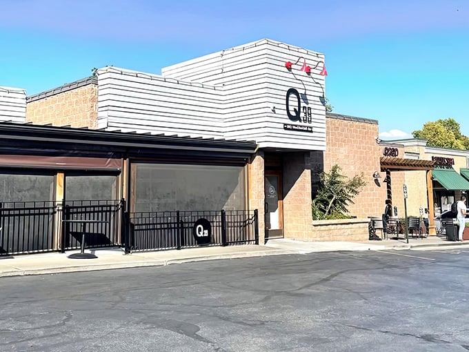 Q39's sleek façade might fool you into thinking it's just another restaurant, until that first heavenly whiff of hickory smoke hits your nostrils.