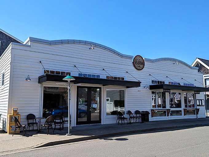 Coastal cuisine headquarters. Vista's welcoming storefront promises artisanal delights inside—because even paradise requires proper coffee and fresh-baked goods.