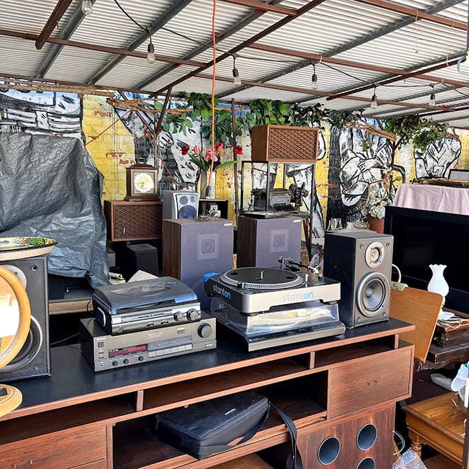 Vintage audio equipment that would make any vinyl enthusiast weak in the knees – these aren't just electronics, they're time machines.