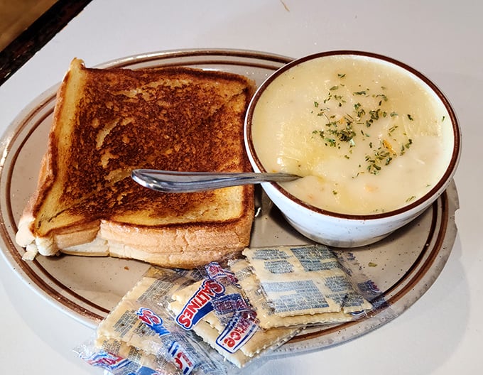 Grilled cheese and bisque – the comfort food power couple that's been making rainy days bearable since time immemorial.