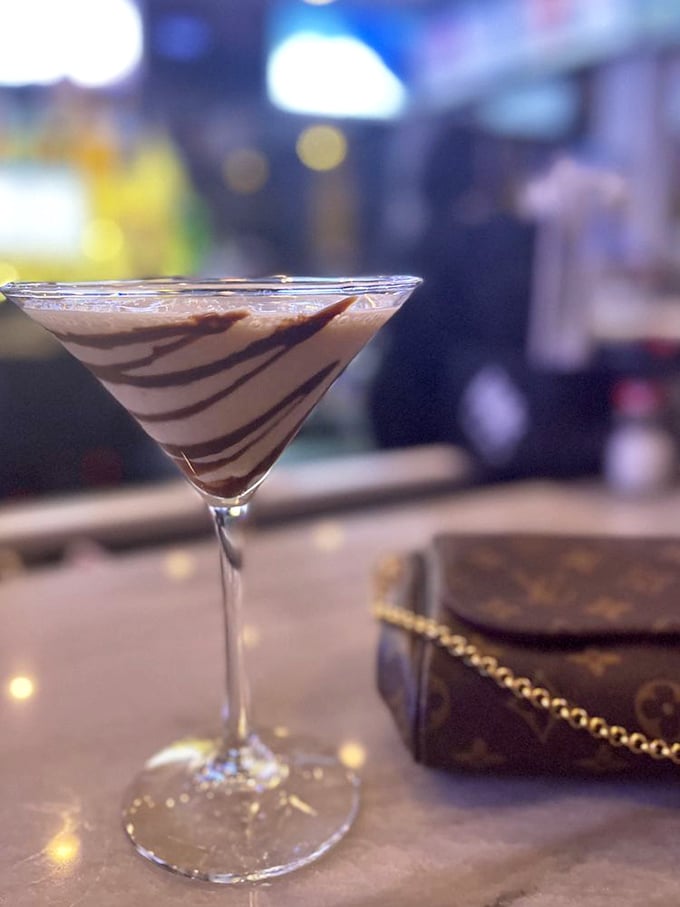 Their chocolate martini doesn't just end a meal—it punctuates it with an exclamation point of creamy, boozy satisfaction.