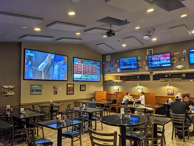Sports on the screens, friends at the tables—Robin Hood's dining area masters the art of "come for the game, stay for another round."