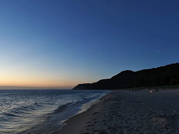 Twilight at Esch Beach – that magical moment when day surrenders to night and the horizon blurs into possibility.