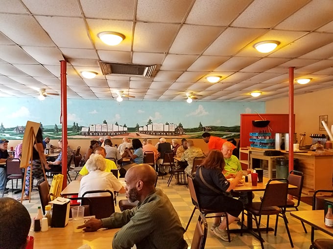 A bustling lunchtime crowd proves G's popularity crosses all demographics – good food is the great equalizer in Huntsville's diverse community.