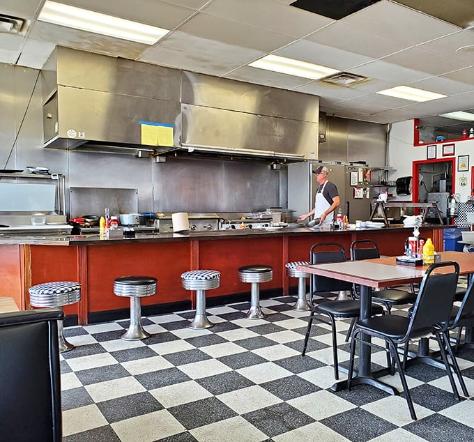 Where the magic happens—Fitzy's open kitchen concept lets you witness breakfast alchemy in real time.