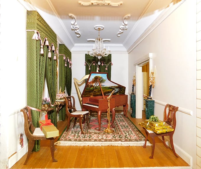 This miniature music room features a grand piano so detailed you'd swear you could hear Tiny Tim playing if you leaned in close enough.