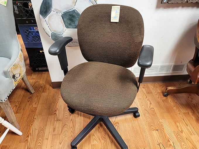 This office chair isn't just furniture—it's the throne for your next great idea or productive workday.