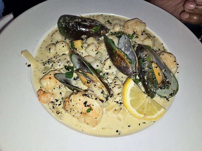 Seafood pasta that brings the ocean to Indianapolis. Those mussels didn't travel all this way to disappoint.