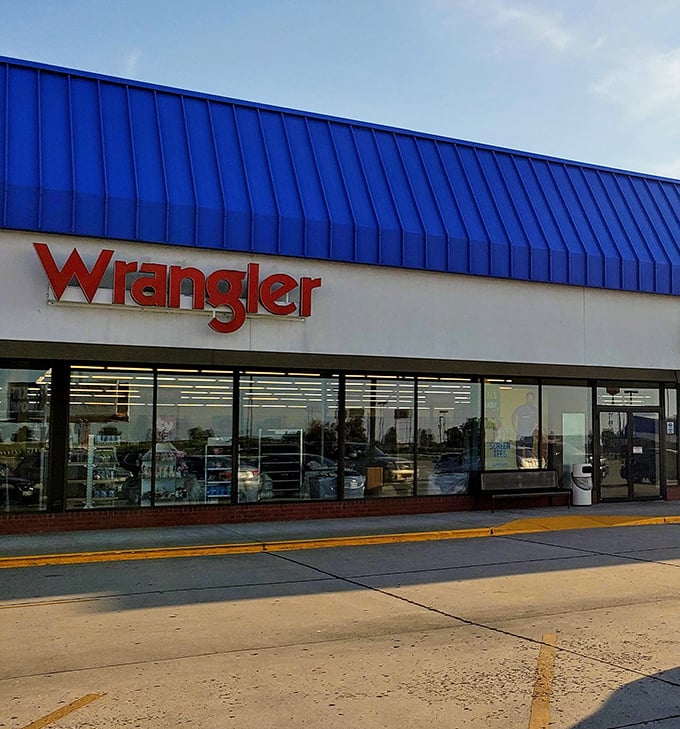 Another Wrangler view proves this place takes its denim seriously – as all good Missourians should.