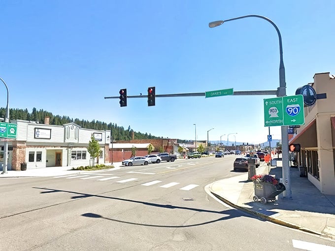 Cle Elum's suburban streets hide a secret—some of Washington's most spectacular wilderness is just minutes away. Location, location, location!