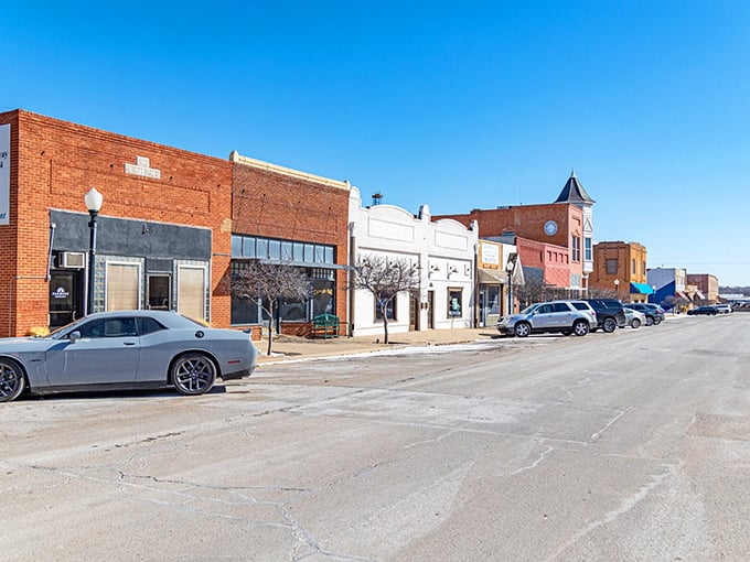 Western heritage meets modern convenience on this stretch of legendary Route 66. 
