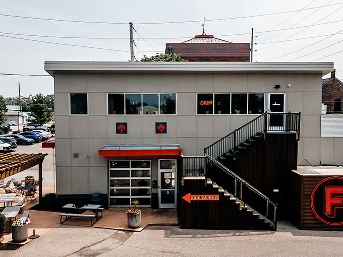 Futuro's modern, minimalist design hints at its forward-thinking approach to pizza – tradition with a contemporary twist.