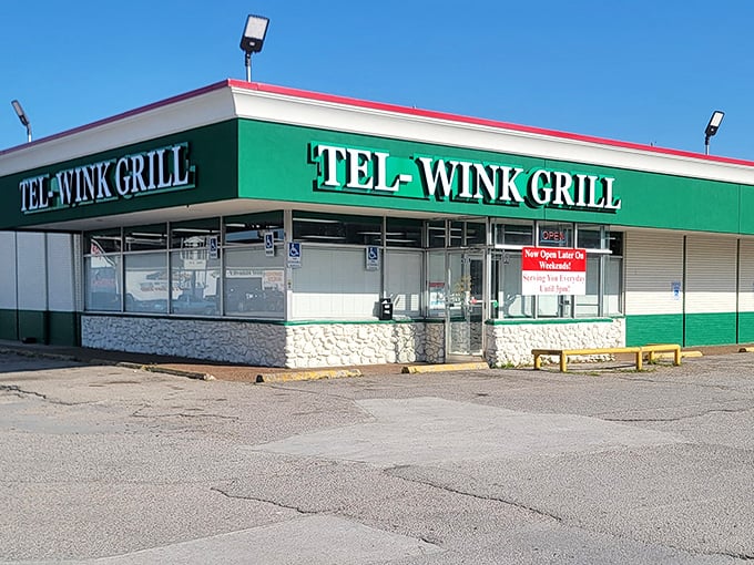 Tel-Wink Grill's green and white stripes signal serious breakfast business in this Houston neighborhood institution.
