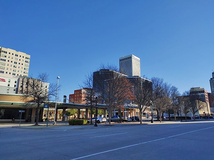 Tulsa's impressive architecture reaches skyward while keeping its prices down to earth. Big city amenities without the big city price tag!