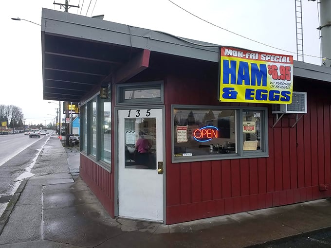 That classic diner look promises exactly what you're hoping for: honest food made with genuine care.