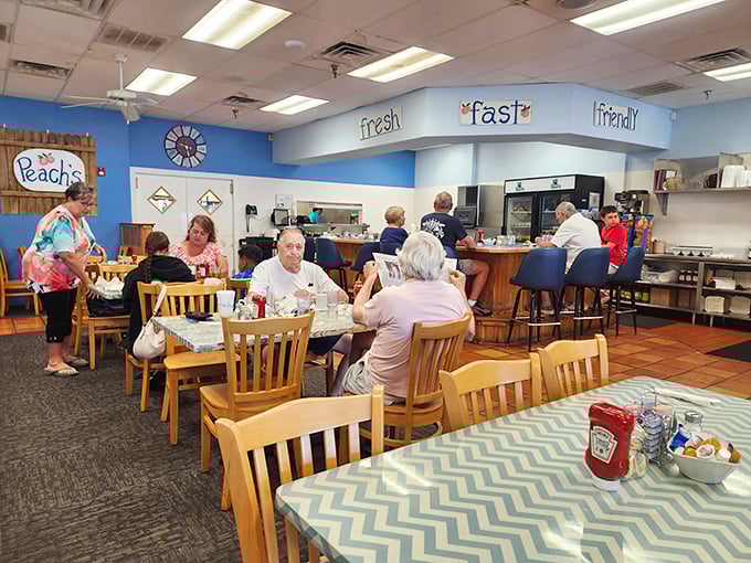 The words "fresh," "fast," and "friendly" aren't just wall decorations – they're the philosophy that keeps locals coming back decade after decade.