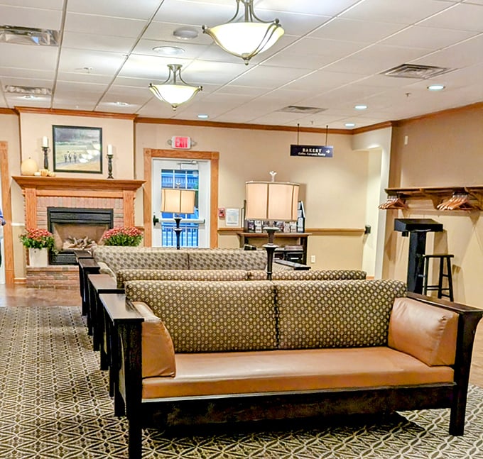 The waiting area offers a fireplace and comfortable seating – because anticipation is part of the Der Dutchman experience, and they make even that enjoyable.