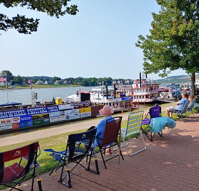The Sternwheel Festival brings paddlewheelers and lawn chairs together in perfect harmony—Mark Twain would feel right at home with this riverfront tableau.