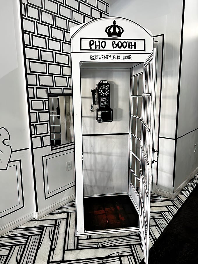 The "Pho Booth" might be the most Instagram-worthy spot in Orlando. Make a call to your taste buds—they'll thank you later.